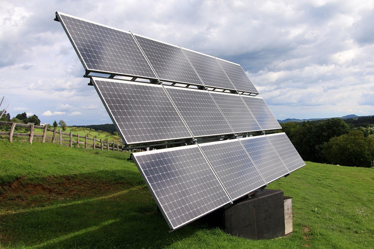 Top Grid-Connected Commerical Rooftop solar program/system provider in ...